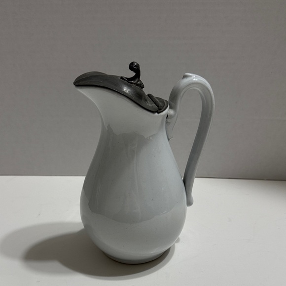 J & G Meakin | Kitchen | J G Meakin White Ceramic And Pewter Syrup ...